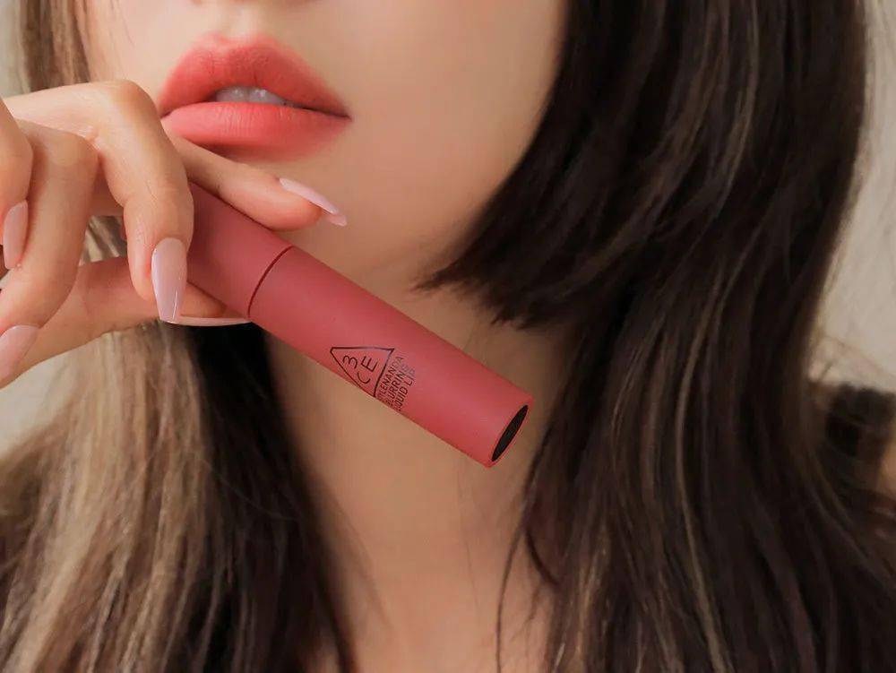 血泪教训告诉你，3CE这几个产品千万不能买！_官方