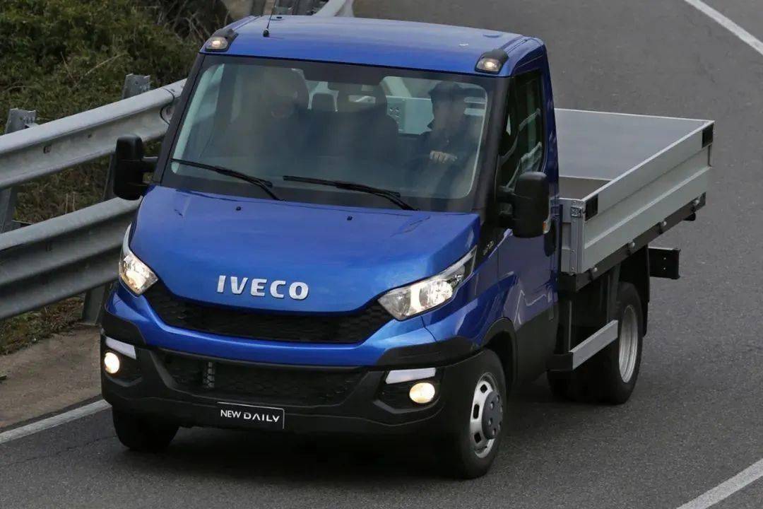 【出道即巅峰】回顾IVECO DAILY 42年的精彩_搜狐汽车_搜狐网