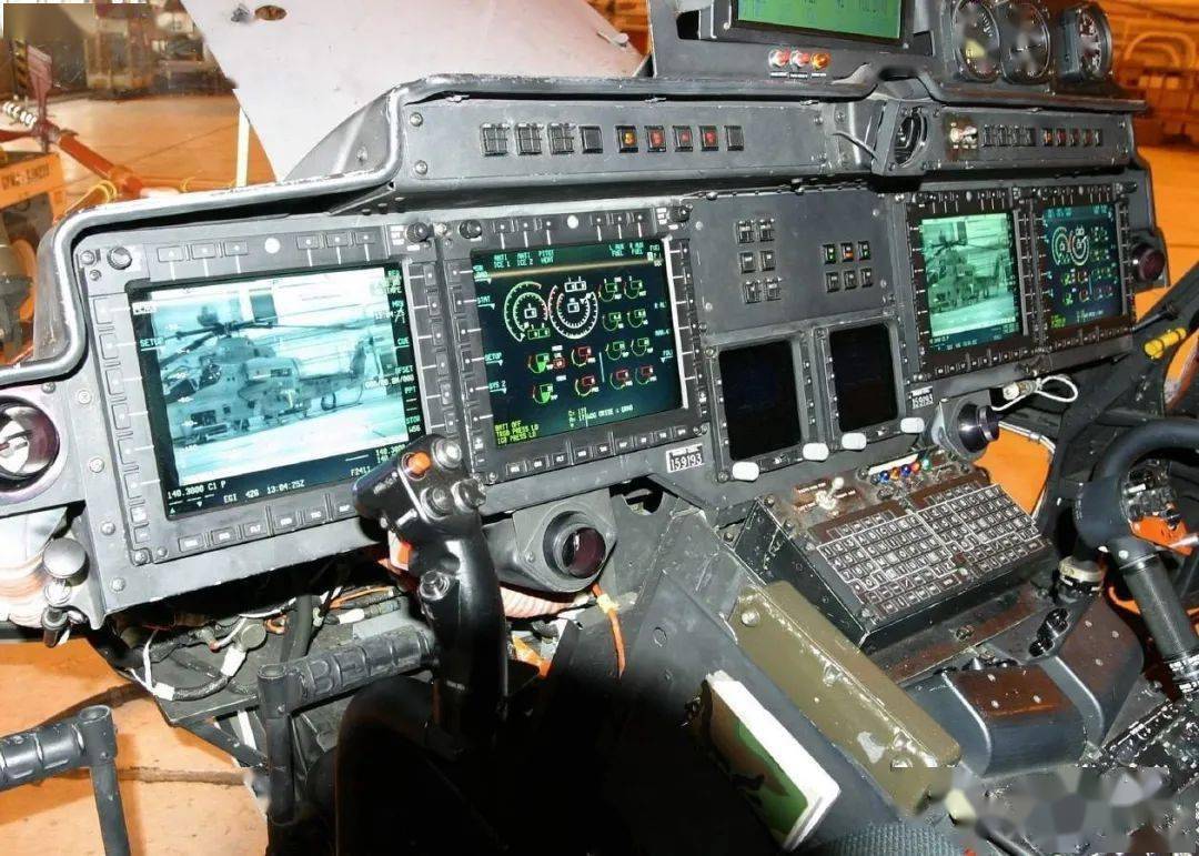 老休伊的第二春：UH-1Y“毒液”直升机-搜狐大视野-搜狐新闻