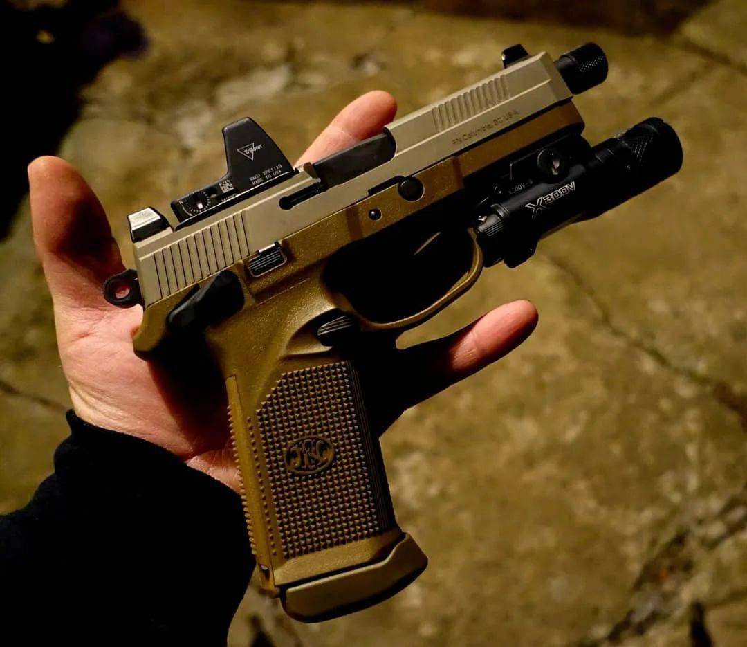 【泥色经典】FN公司FNX45战术版手枪图集-搜狐大视野-搜狐新闻