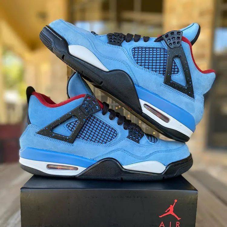 实物不如官方图好看？AJ4 大学蓝3月即将发售！_Blue