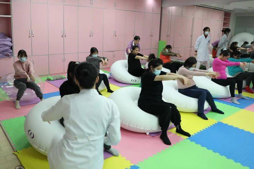 Waff运动，与“大白”来场约会吧_进行