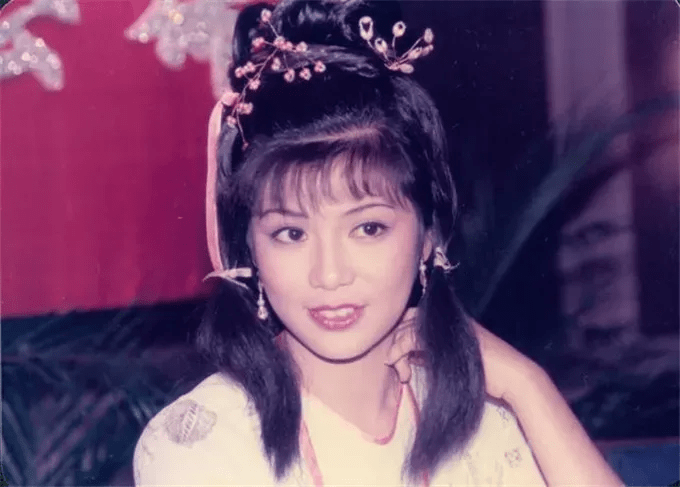 80年代TVB十大剧集：《射雕》童年记忆，《上海滩》万人空巷_丁有康