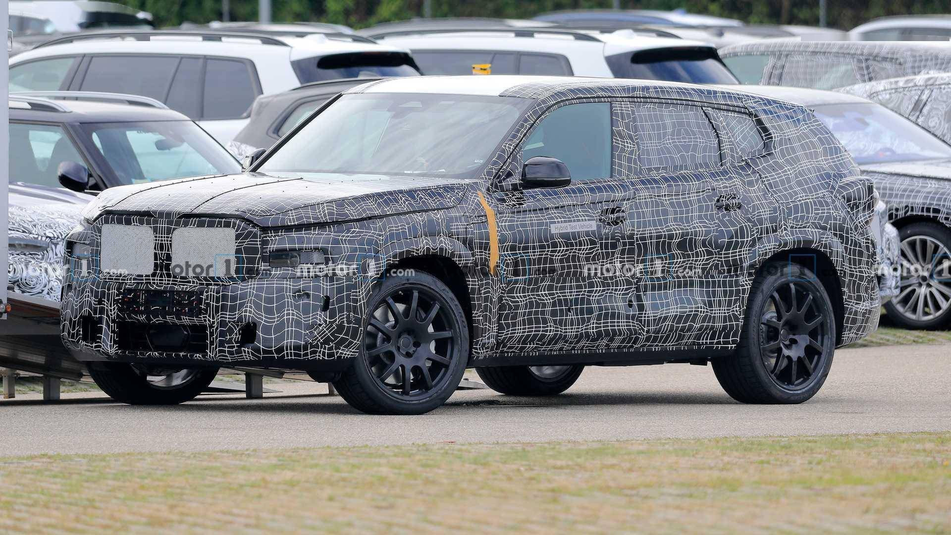 宝马X8谍照曝光，V8插混动力+分体式大灯？_搜狐汽车_搜狐网