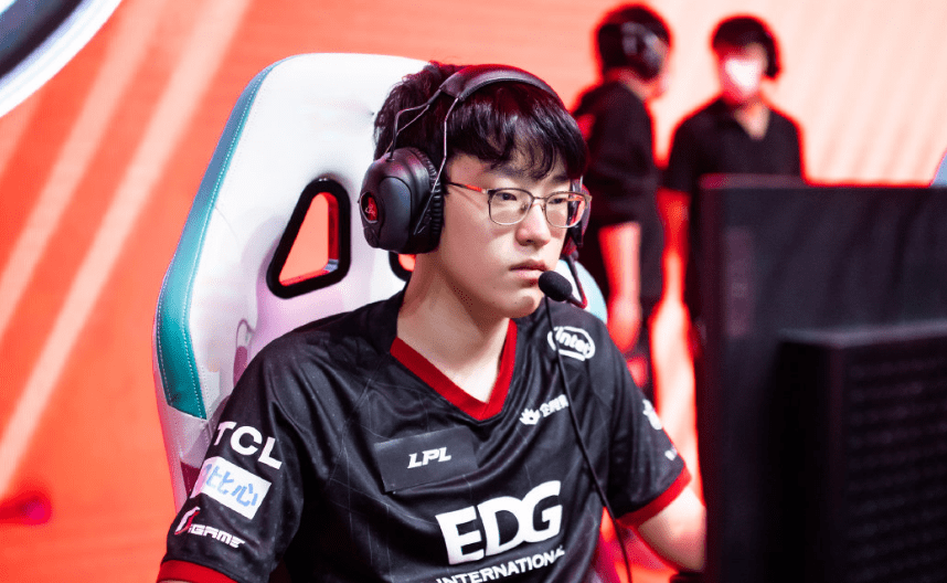 关键人物Scout与小天！EDG再战FPX，谁能率先晋级决赛_Nuguri