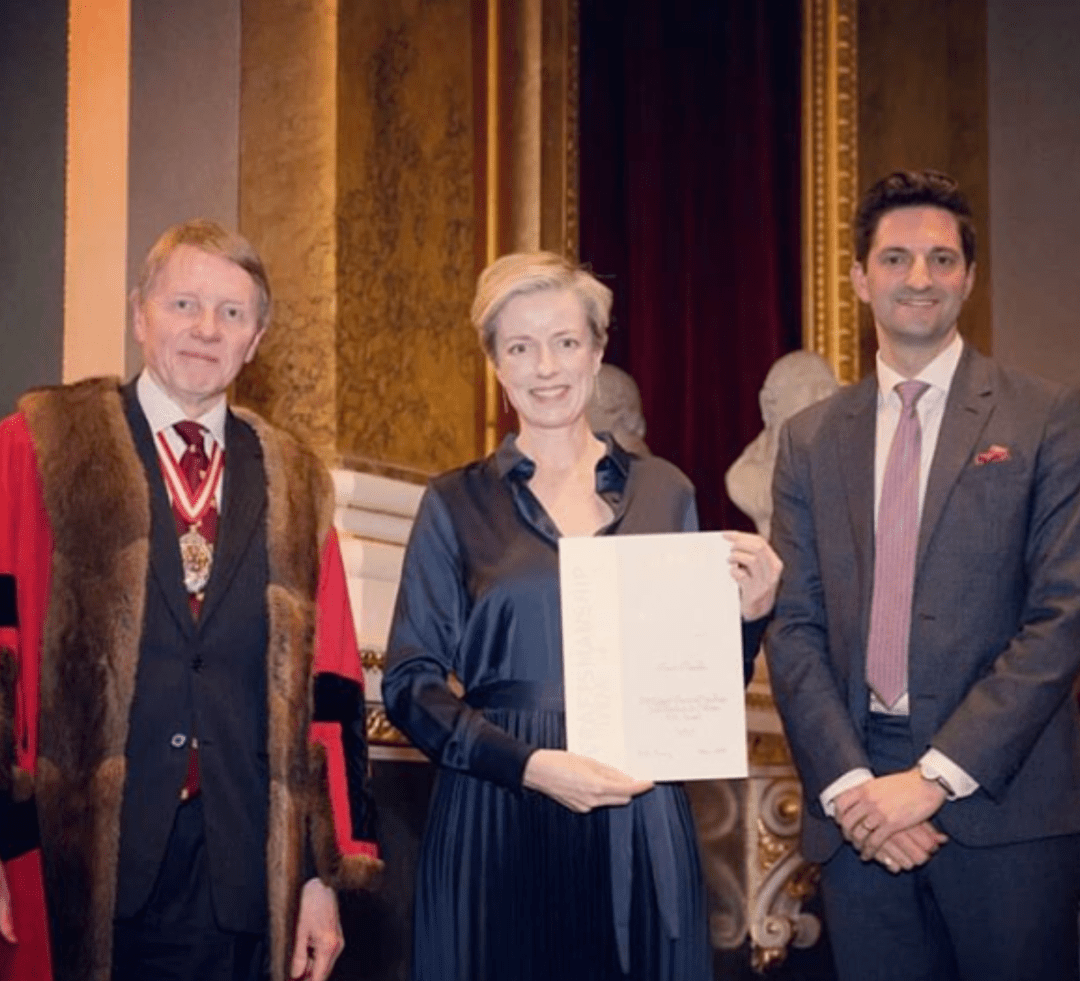 英王室独宠，绝美古董商现身！珠宝界奥斯卡得主的母校你造吗_设计奖