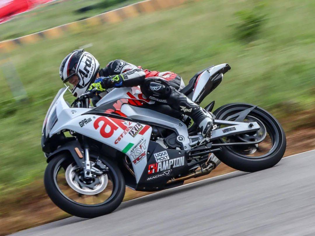 无激情，不盛夏_搜狐汽车_搜狐网