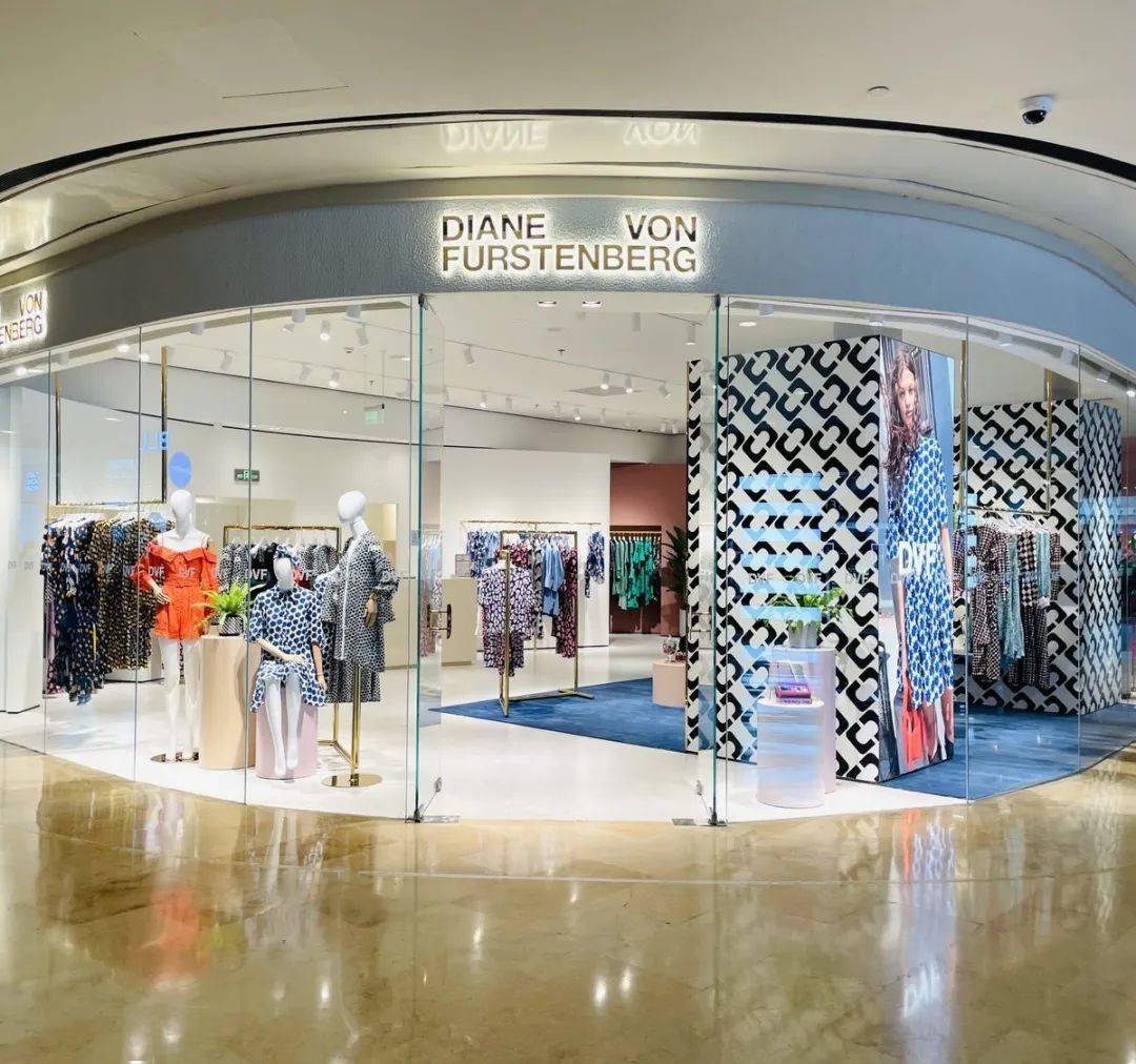 DVF 新任全球总裁是位北京姑娘！《华丽志》独家专访_Gabby