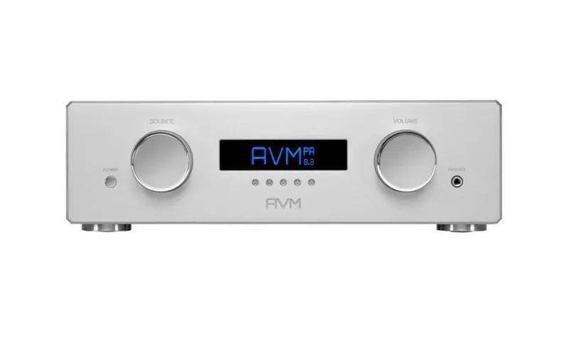 【器材测评】中庸平衡的真命天子：AVM PA8.3、SA8.3_前级