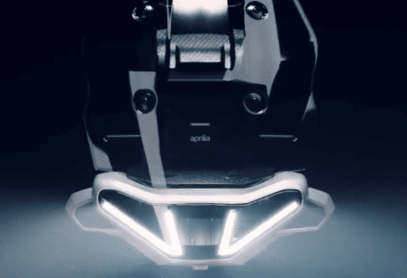 阿普利亚中量级660ADV来了..._搜狐汽车_搜狐网