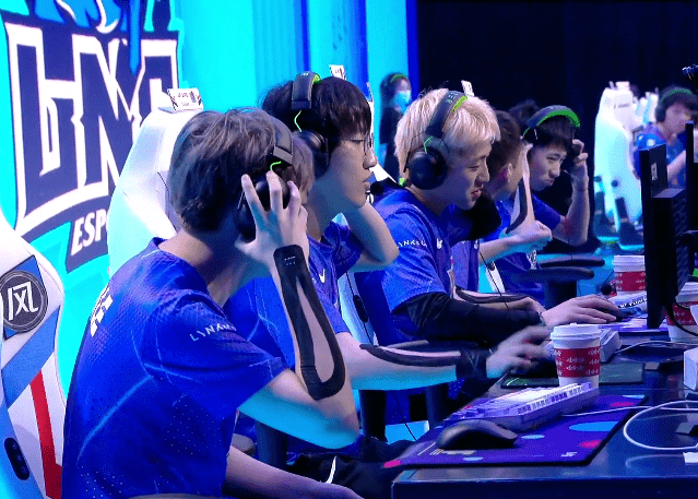 12W越南观众见证SN被LNG淘汰，SN没机会了？_SofM