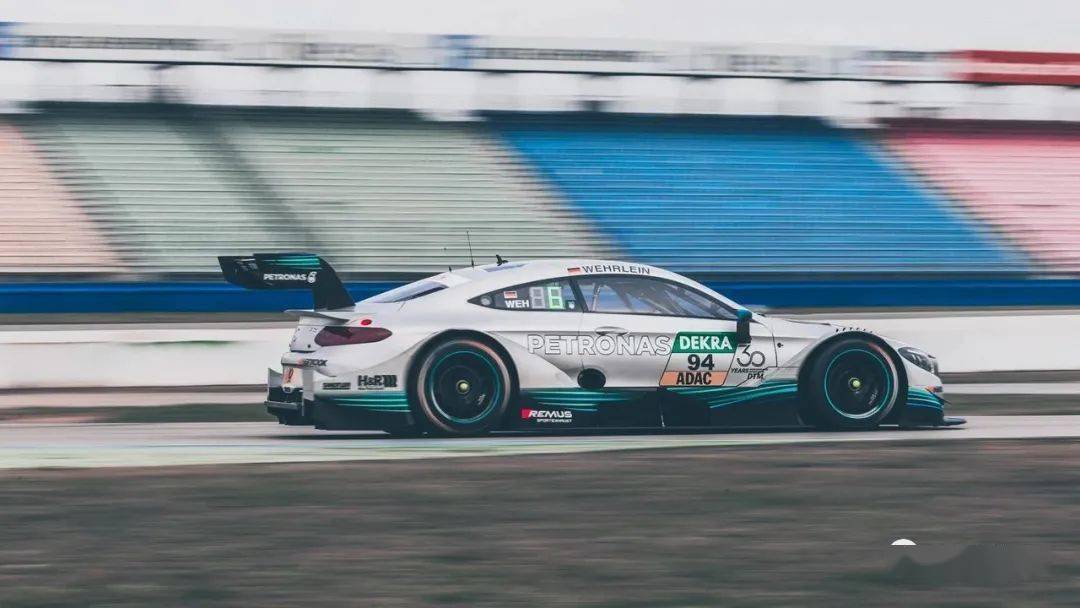 【冠军血统】圆DTM赛车梦的机会来了！Mercedes-AMG C63 DTM赛车在售中_搜狐汽车_搜狐网