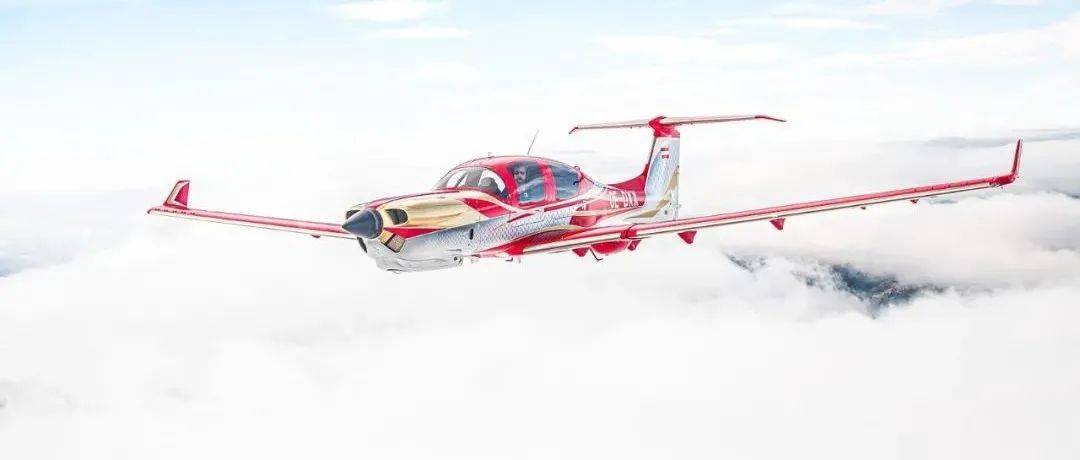 继成功穿越北大西洋 万丰钻石DA50飞机飞越欧亚大陆亮相珠海航展_飞行