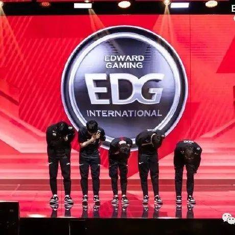 海外网友热议“EDG击败DFM”：FPX发生不幸后，EDG一点都不敢乱玩了_比赛