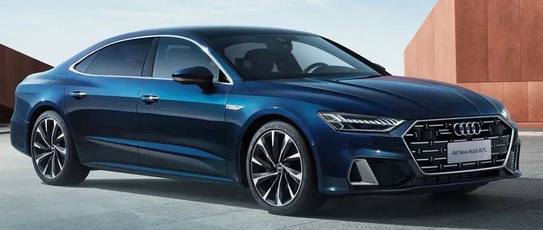 全新奥迪A7L 55TFSI全系开启预售_广告