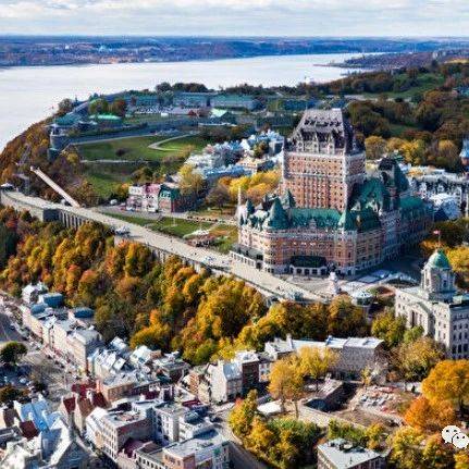 加拿大人明年国内旅游 三城市最热门_收入