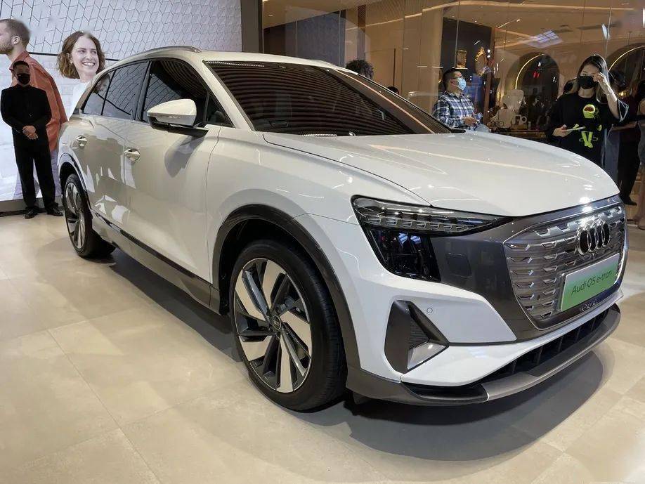 纯电续航里程可达560km，上汽奥迪Q5 e-tron发布_搜狐汽车_搜狐网