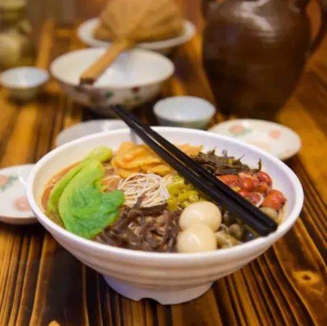 螺蛳粉有多火？柳州今年寄出100000138件！_编辑整理_快件_业务量