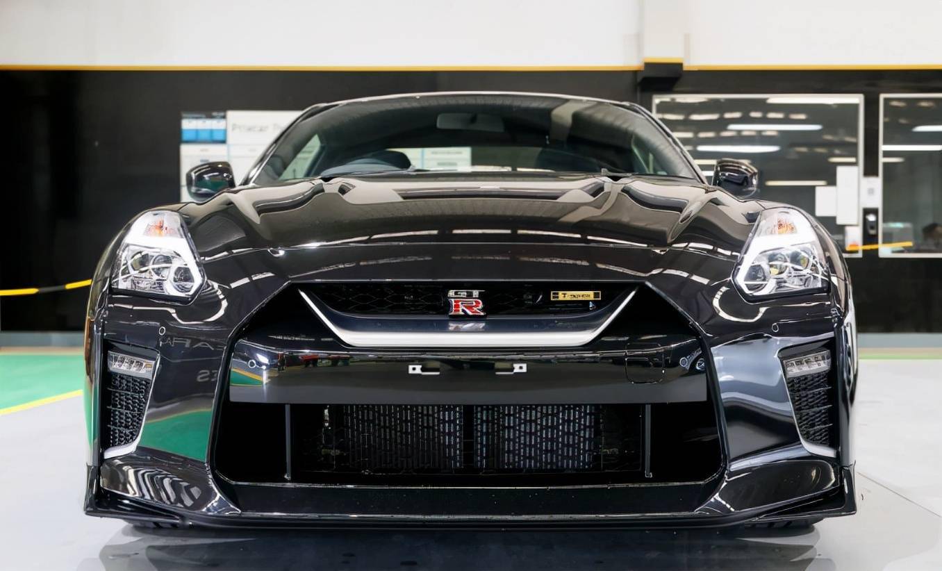 潮男最爱日产全新GTR正式亮相，“爸爸，我要买GTR!”_搜狐汽车_搜狐网