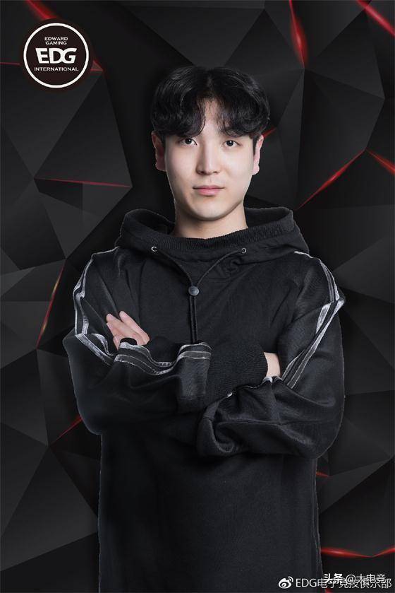 EDG战队公布新赛季大名单，原BLG中单加入_Mole_心理_Bibra