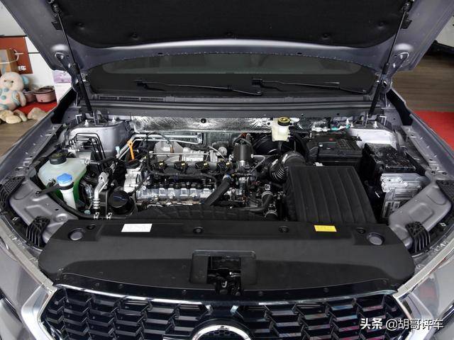 油耗6.9L，尺寸不小省油便宜的高性价比SUV，带你看海马8S_搜狐汽车_搜狐网
