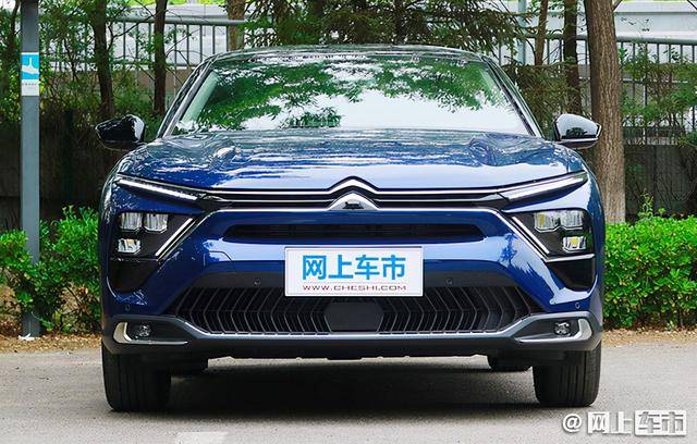 雪铁龙凡尔赛C5 X，14.37-18.67万！比凯美瑞便宜，丐版就很值_搜狐汽车_搜狐网