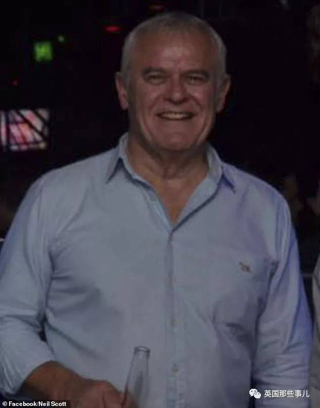 妹子去夜店疑似遭遇下药，夜店老板："你值得别人给你下药吗？"_Shantel_Scott_Neil