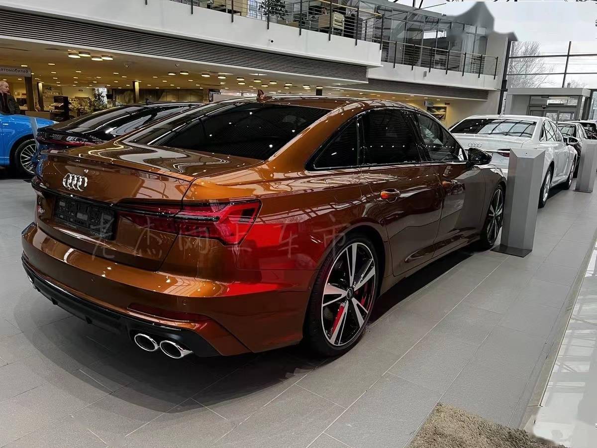 新版A6实拍！配2.9T高功率引擎+后驱，运动气势十足，真霸气_搜狐汽车_搜狐网