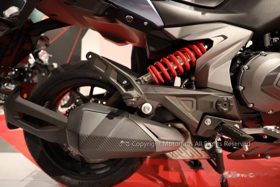 欧洲标准，赛科龙RX6细节赏析_搜狐汽车_搜狐网