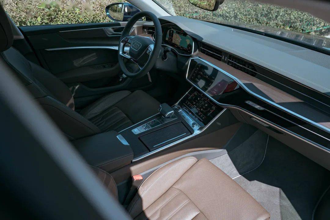 不止加长那么简单 体验 ALL NEW Audi A7L_搜狐汽车_搜狐网