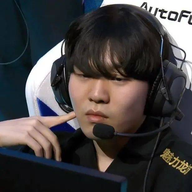 TheShy转会期内幕公开！Rookie邀他去V5，但时机不对只能放弃_选手_战队_Rich