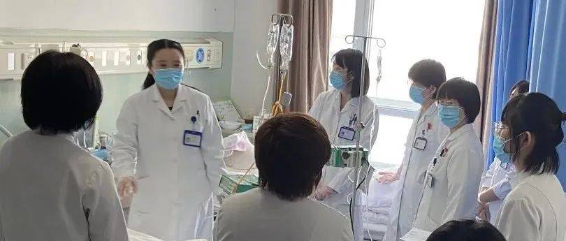 【金秋暖记 疫”】坚守 医”线 疫情防控与重症救治两不误高老患者生命
