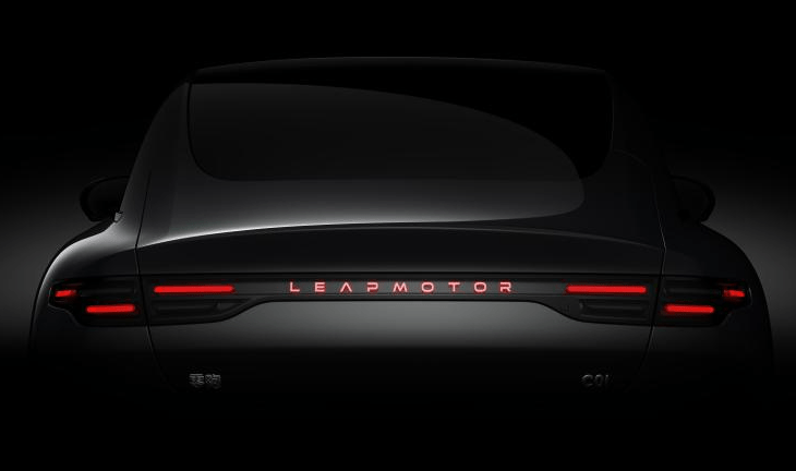 车长超5米，续航达717km！ 零跑C01曝光5月开启预售！_搜狐汽车_搜狐网