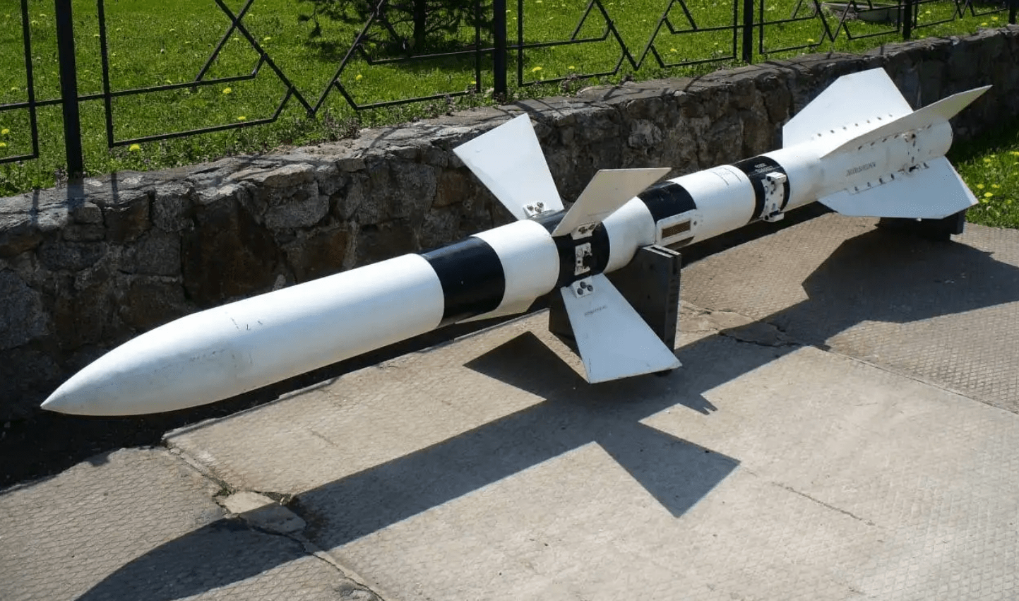 即使脱靶严重，中国仍买上千枚R27导弹，获不俗成就让美空军感叹_军事技术_俄罗斯_霹雳