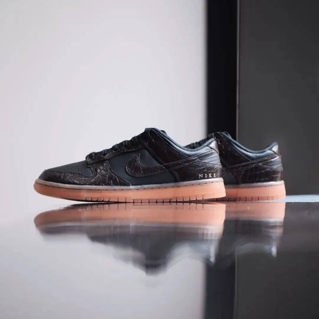 SOAR 限量发售｜NIKE DUNK LOW SE “BLACK/VELVET BROWN”_Dunk_Nike_Low