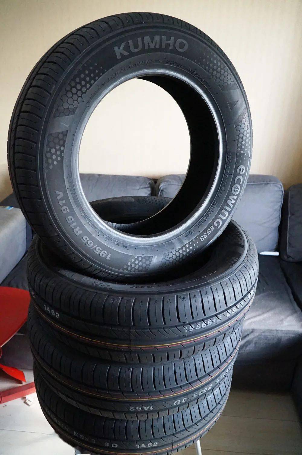 体验全面升级 对比评测后锦湖ecowing ES33成最优选平替_搜狐汽车_搜狐网