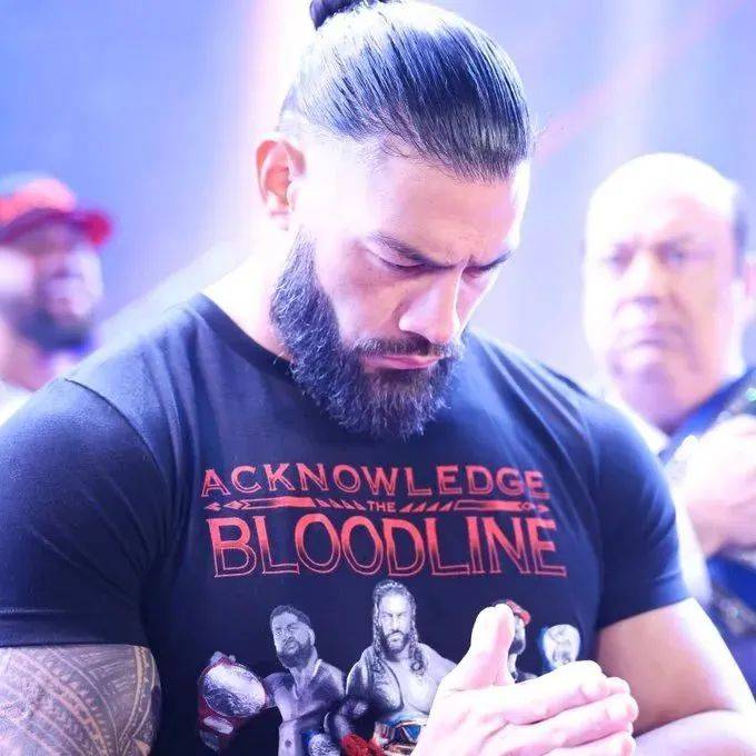 WWE女超级明星莱西埃文斯声称她比罗曼雷恩斯更好_Reigns_比赛_Evans