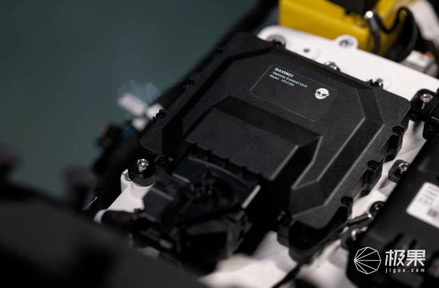 国产两轮特斯拉杀到！达芬骑动力首台DC100试制车正式下线，零百加速只需3秒多..._搜狐汽车_搜狐网