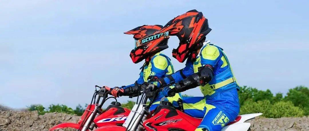 上海周末约起｜Mini Bike招募，拉爆回头率_Triumph_品牌_英伦