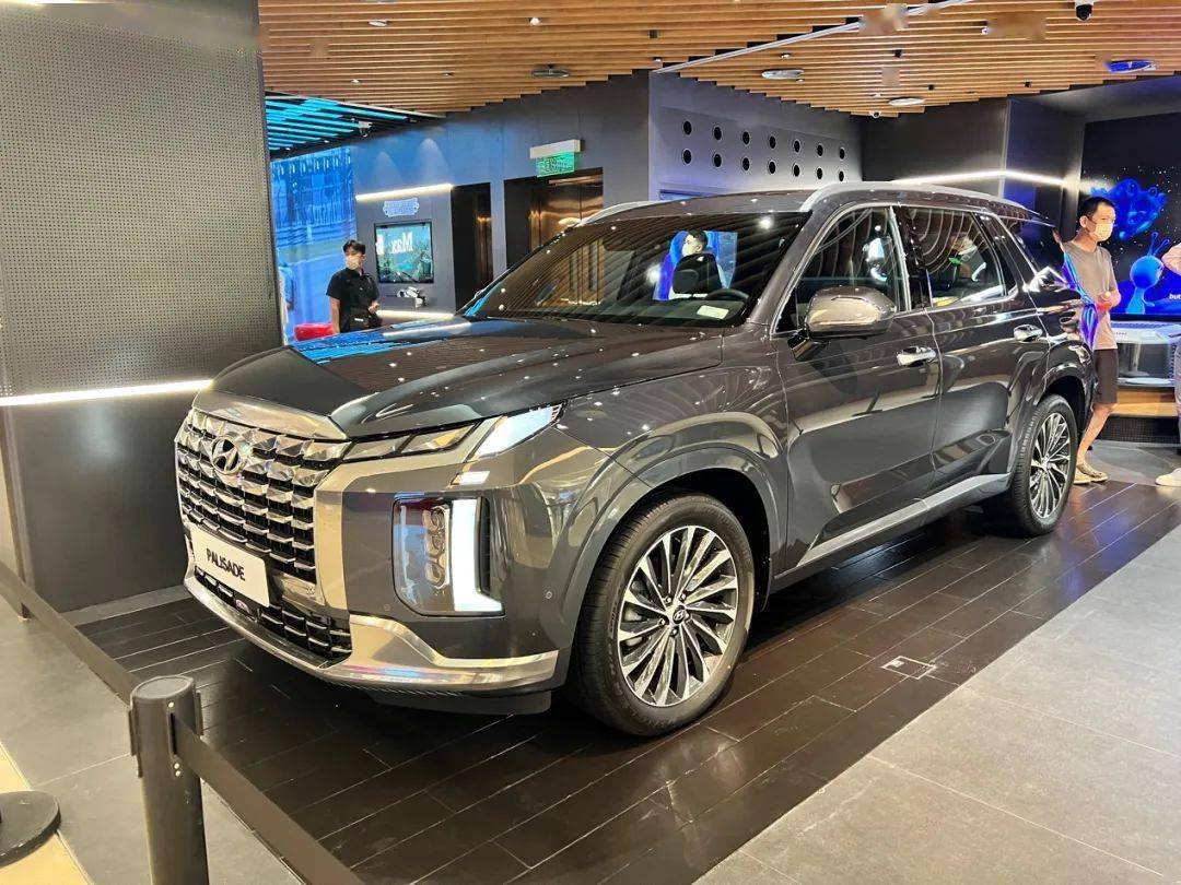 同级唯一3.5L V6+8AT，原装进口大7座SUV，30万出头可买！_搜狐汽车_搜狐网