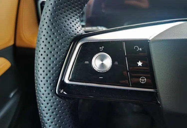 颇具亮点的荣威eRX5，和宋Pro Dm-i比如何？_搜狐汽车_搜狐网