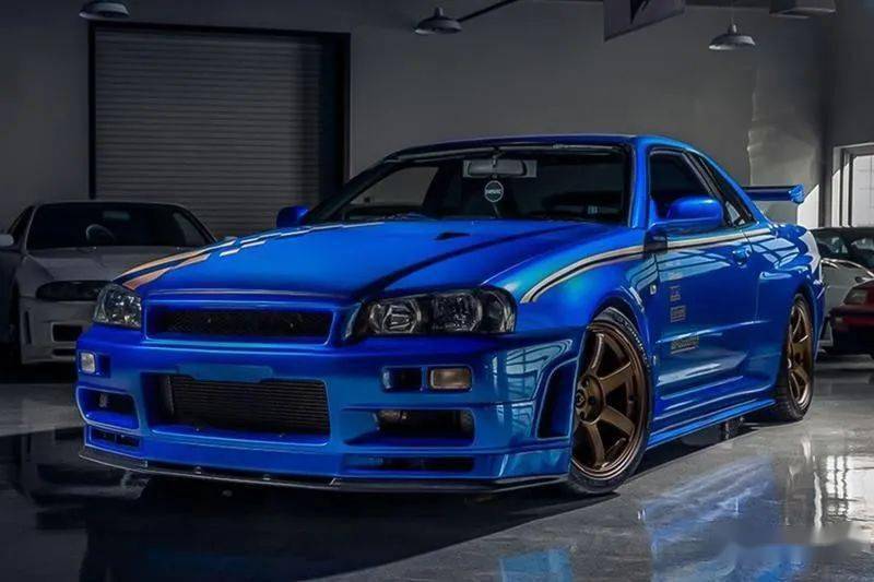 保罗沃克生前拥有的梦幻坐驾之一 全球限量1855辆R34 Nissan Skyline GT-R V-Spec II正式展开拍卖_搜狐汽车_搜狐网
