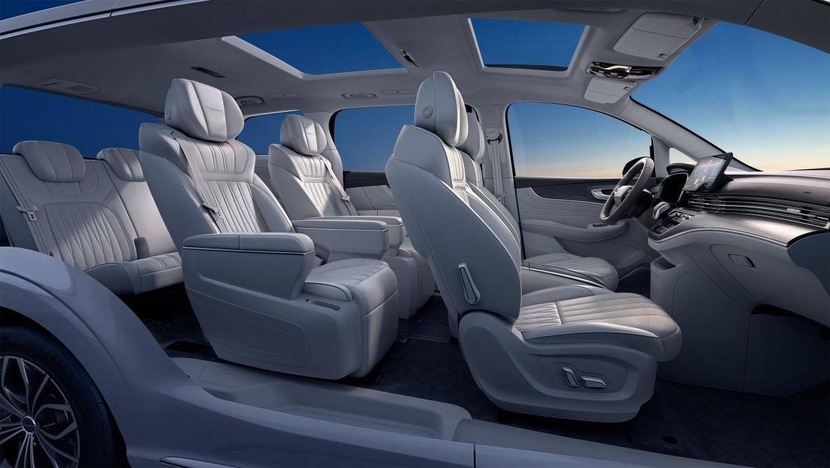 为美好生活升舱 25.98万元起 纯电豪华MPV荣威iMAX8 EV尊享起航_搜狐汽车_搜狐网