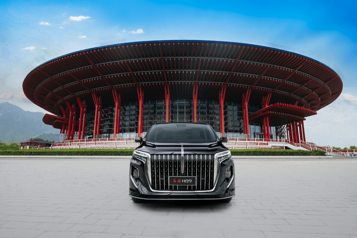 GL8遇国产狠人!轴距3.2米,百万豪车脸,用料扎实,红旗HQ9值40万?_搜狐汽车_搜狐网