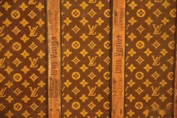 LV老花抄袭中国纹样！实锤？（保护好中国传统艺术）_图案_日本_琵琶