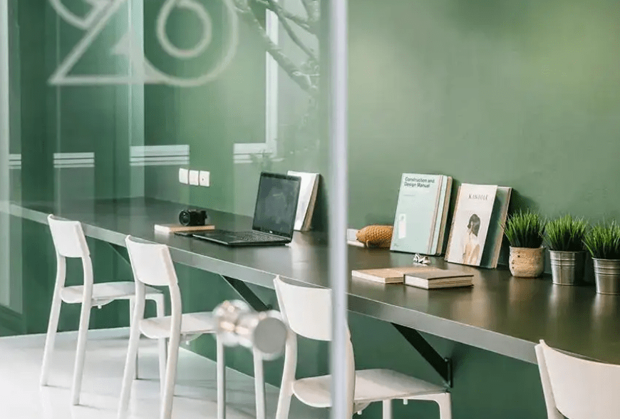 色彩设计 | 高饱和与低饱和绿色的不同表现_颜色_饱和度_兰迪