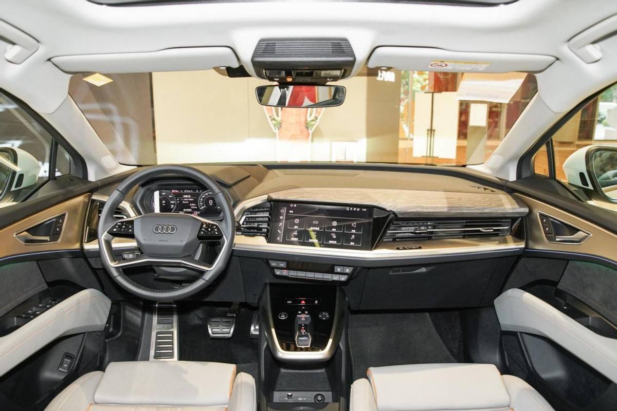 首款MEB平台纯电SUV，上汽奥迪Q5etron续航跑560公里_搜狐汽车_搜狐网