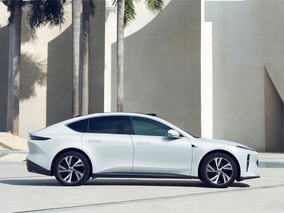 NIO ET5外观&内饰全色实拍来了！_搜狐汽车_搜狐网