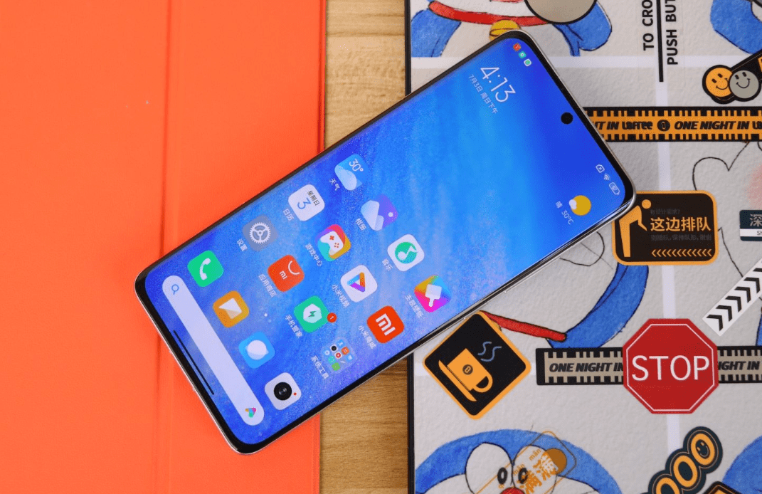 为什么小米12S发布仅两个月就降价了？三个原因看破且说破_手机_新旗舰_定价