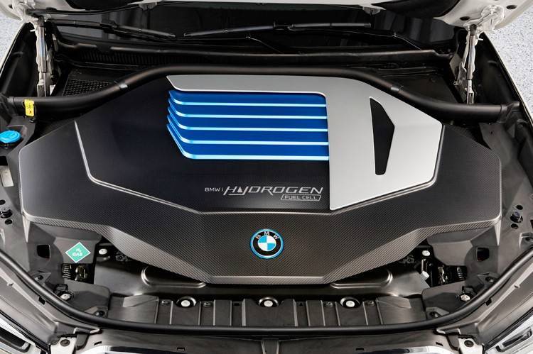 搭载最新eDrive电力驱动系统 宝马iX5 Hydrogen将于2022年年底投产_搜狐汽车_搜狐网